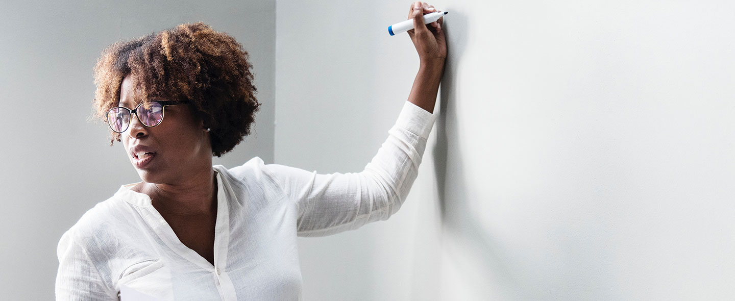 4 key ways to engage with low-literacy communities online